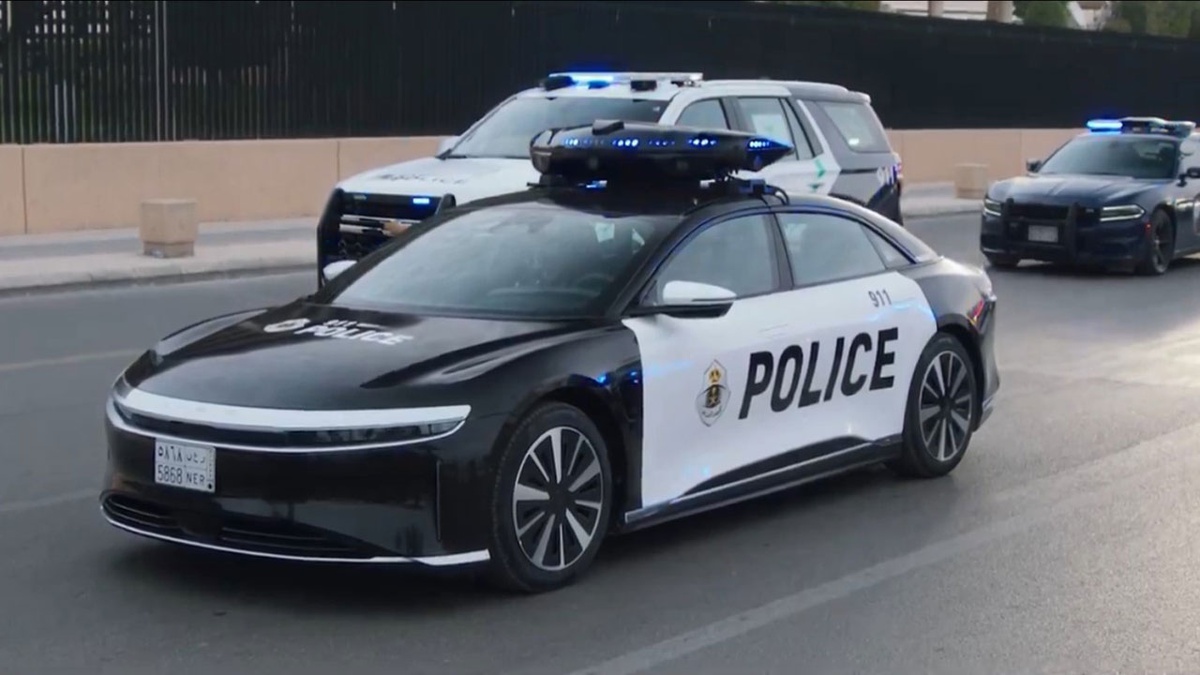 Lucid Air police car unveiled with drone carrier on roof – Autoua.net