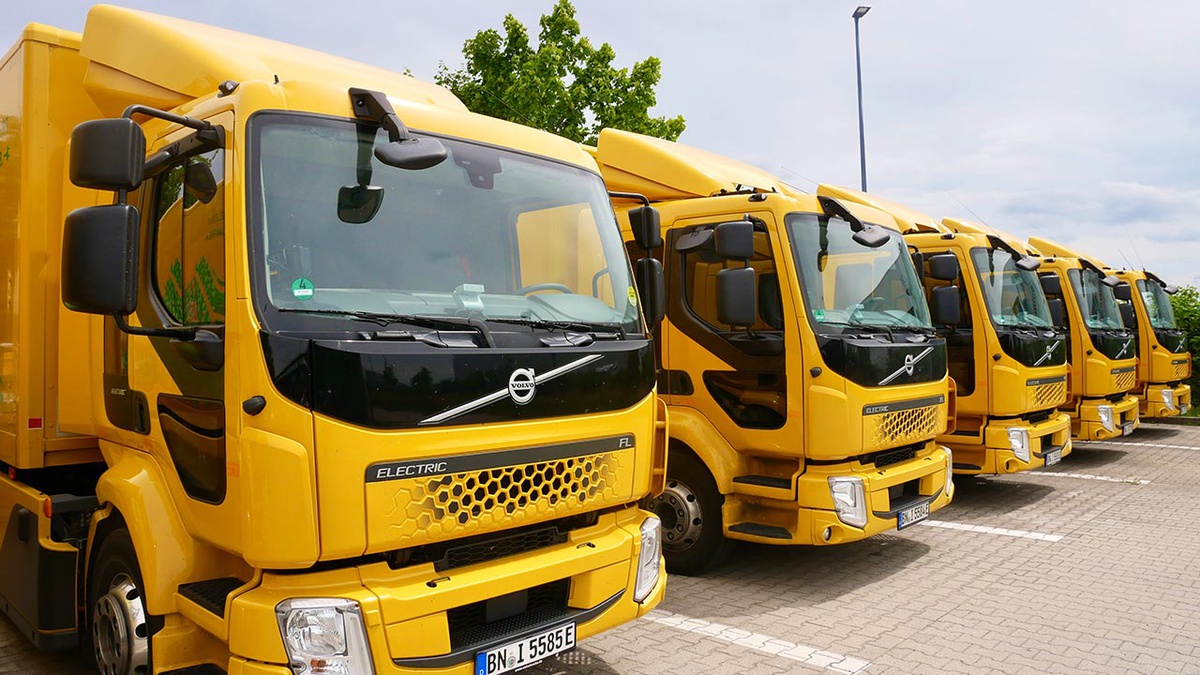 Deutsche Post DHL a d?ploy? une flotte de camions Volvo FL Electric 4x2 ...