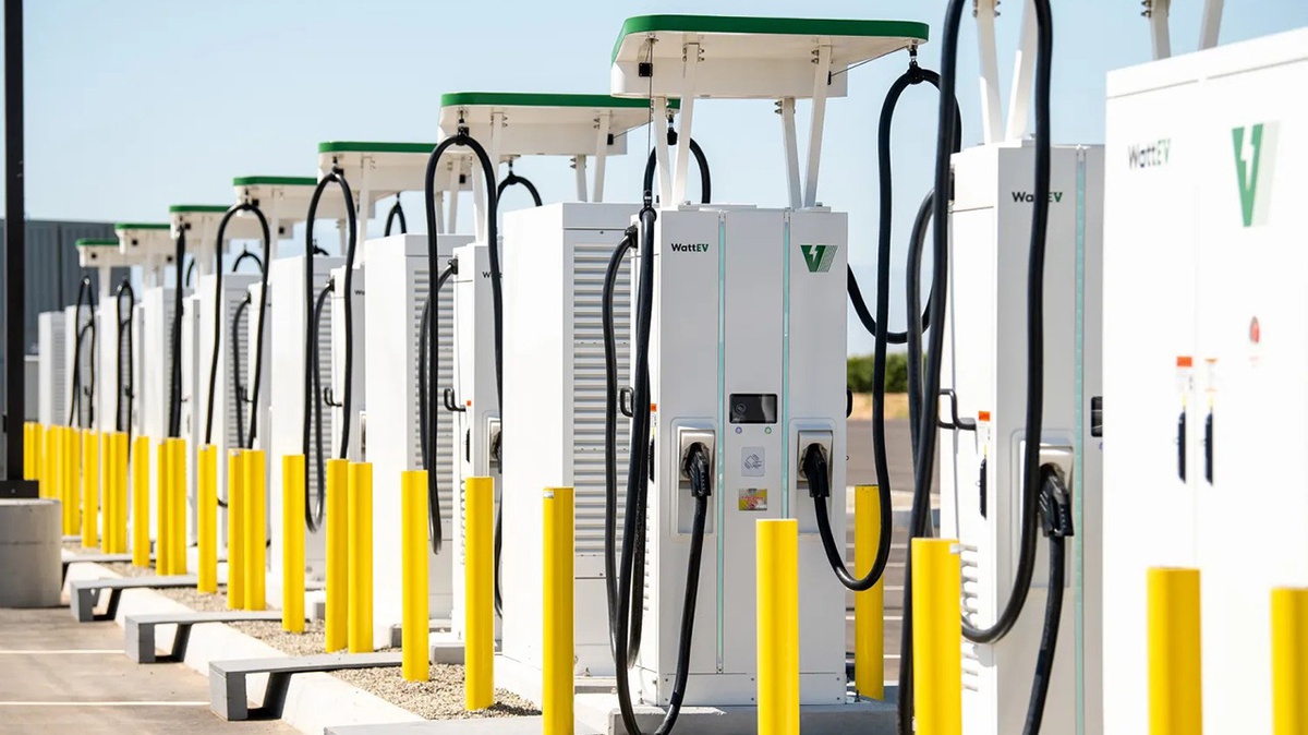 WattEV opens USA's first megawatt charge station with 1.2MW speeds and ...