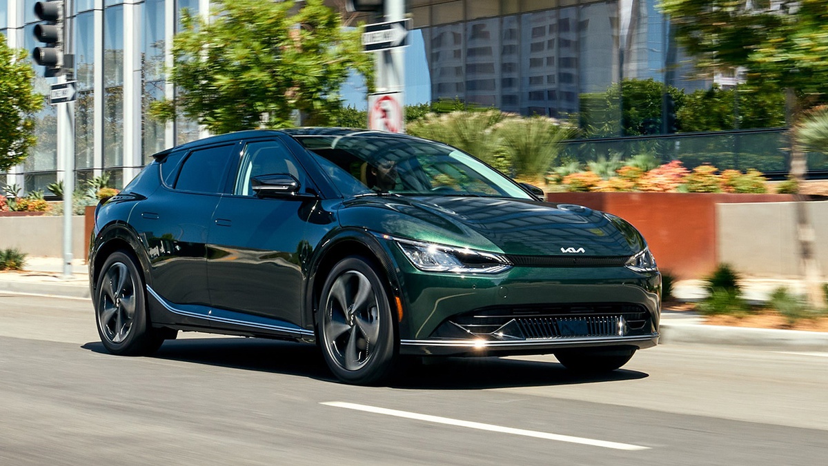 Kia EV6 NACTOY Limited Edition combines Deep Forest Green exterior with ...
