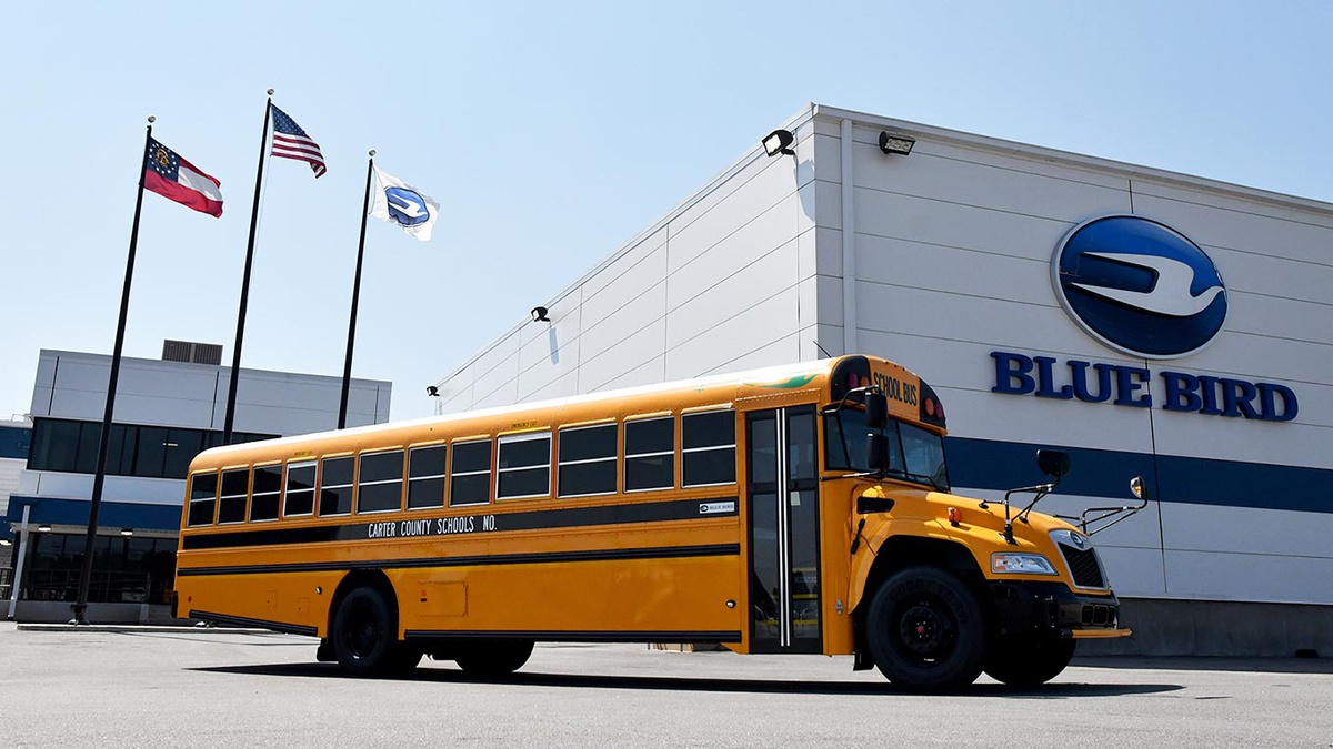 Blue Bird d?voile la nouvelle g?n?ration de bus scolaires ?lectriques ...