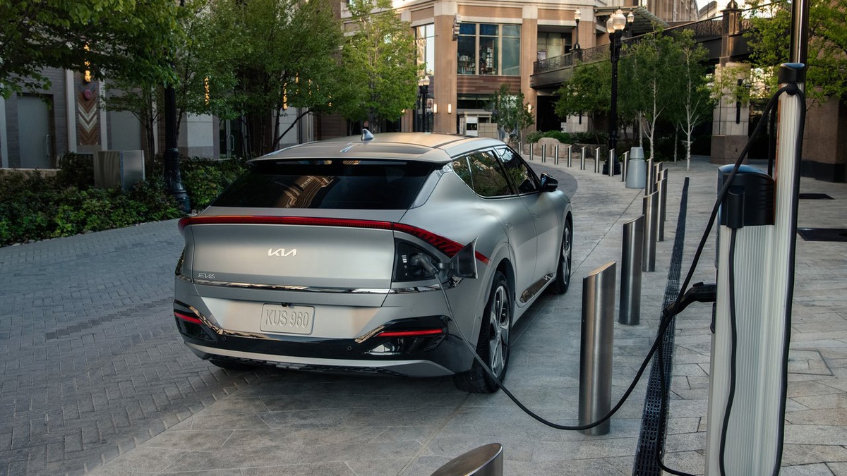 Connecticut Reverses Course On New ICE-Car Ban After 2035 – Autoua.net