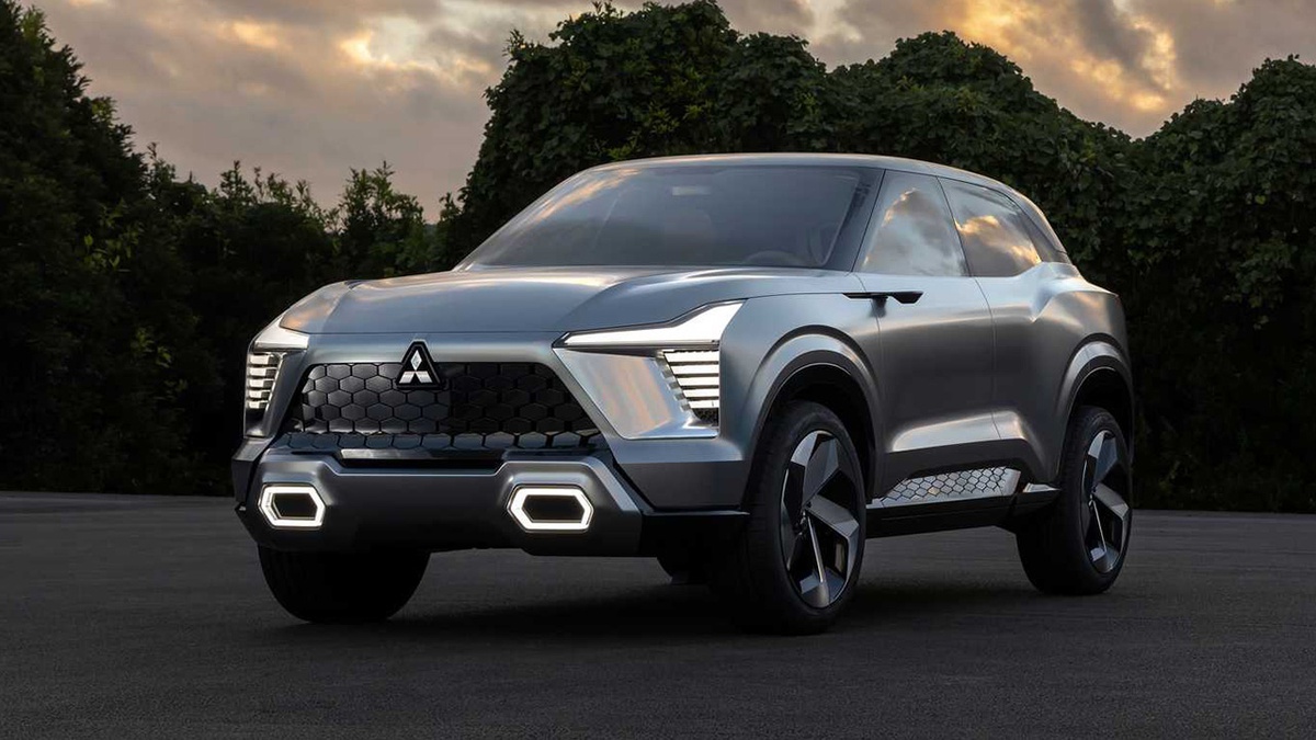 Mitsubishi XFC Concept unveiled - the forerunner of a compact crossover ...