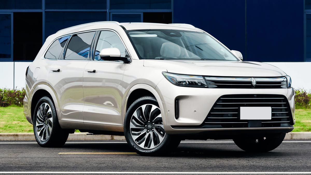 Huawei Aito M7 crossover gets ordered over 2,000 units in a single day ...