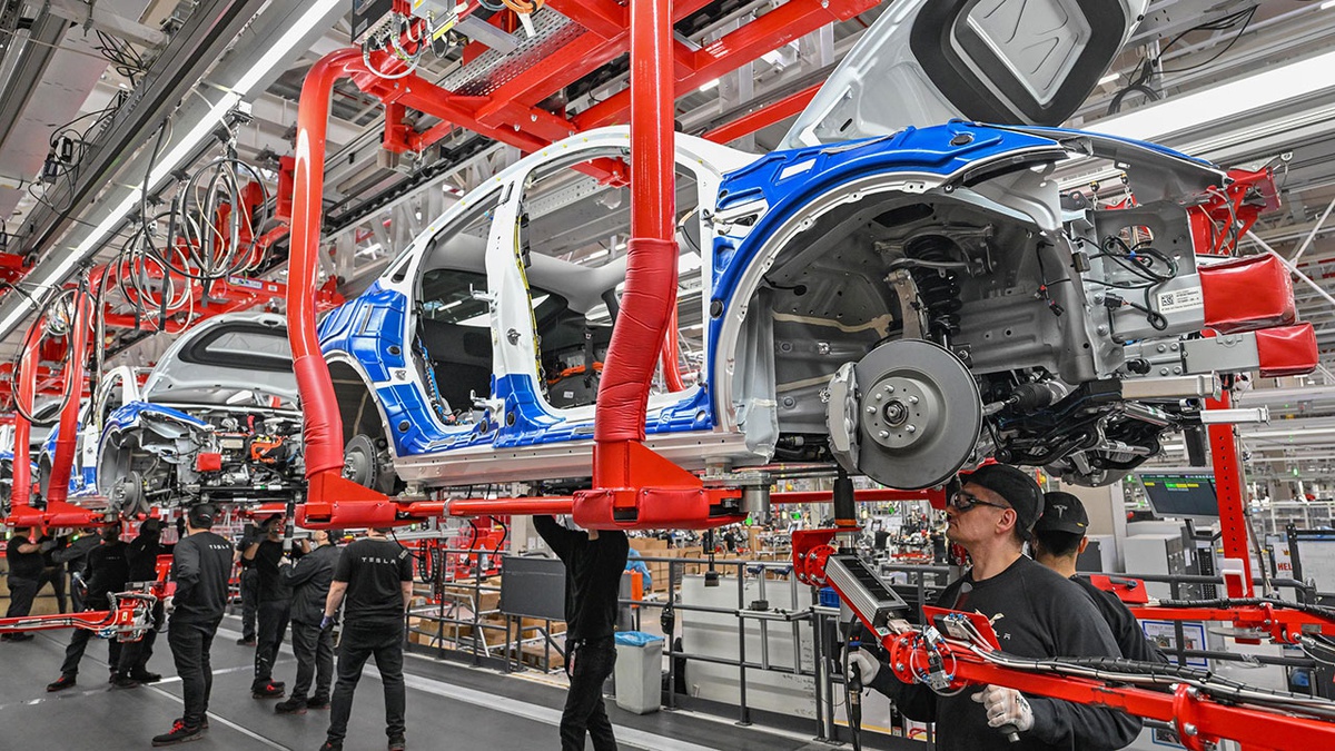 Tesla restarts production in Germany after problems with component ...