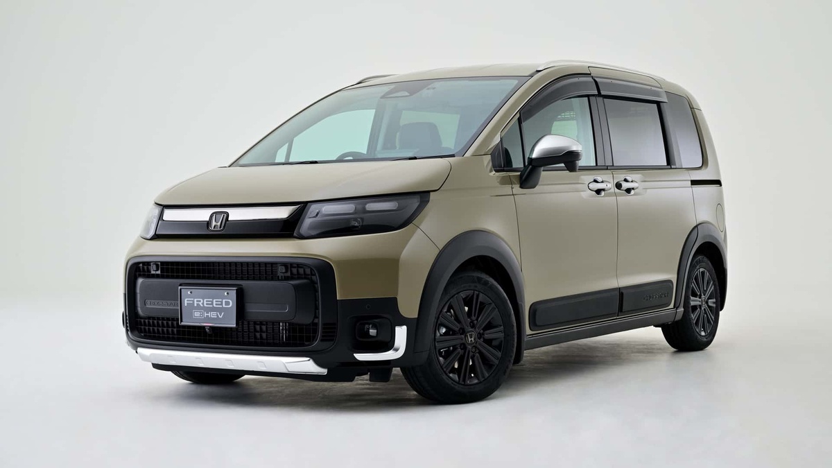 New Honda Freed minivan features modern design and improved hybrid ...