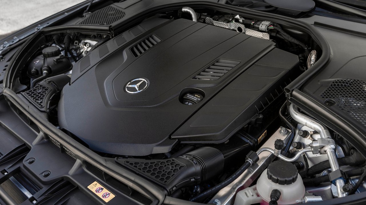Mercedes-Benz is spending money on petrol engines again – Autoua.net