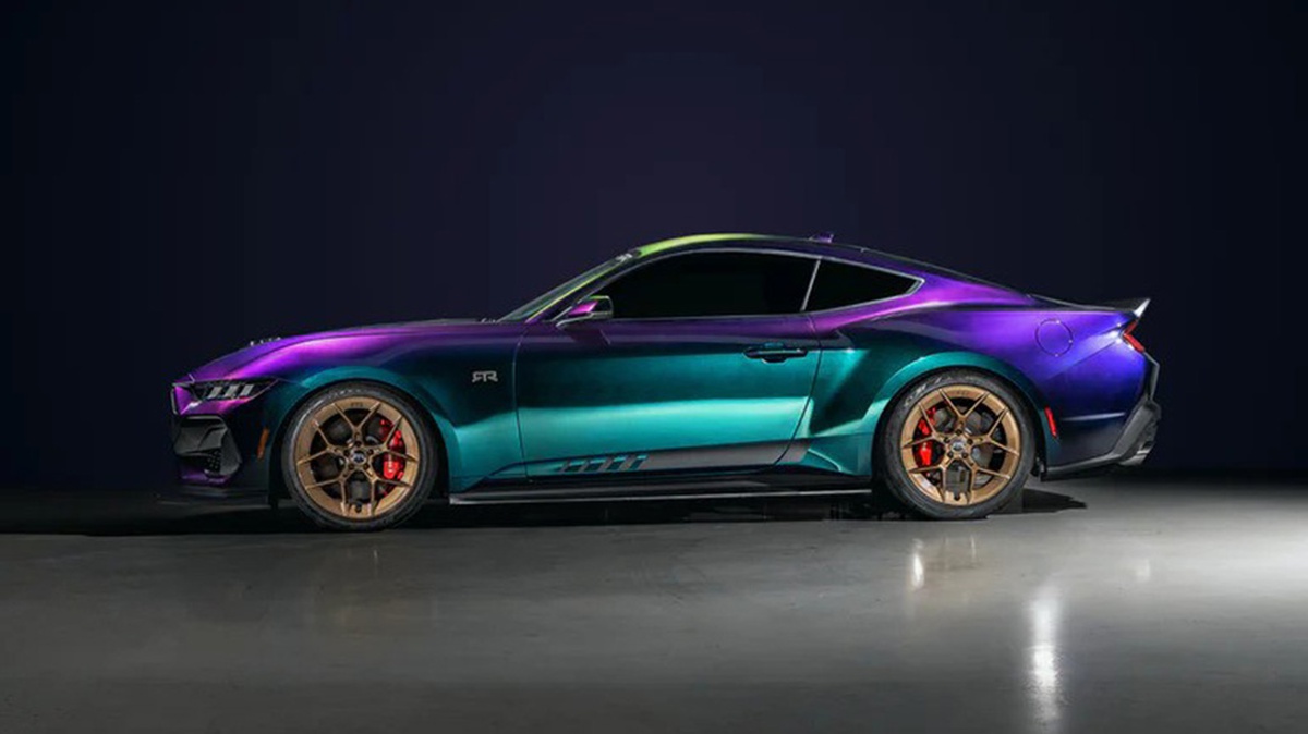 Mystichrome color-shifting paint is back as a $15,995 option on RTR ...