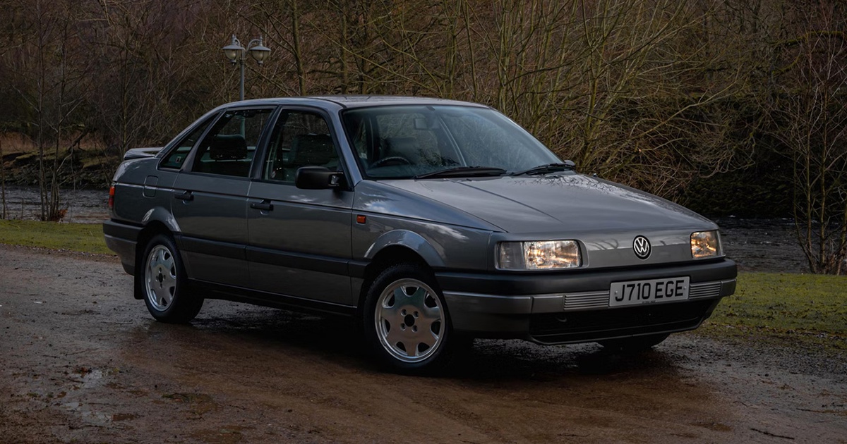 Volkswagen Passat B3 with a mileage of 1273 km goes on sale in the UK ...