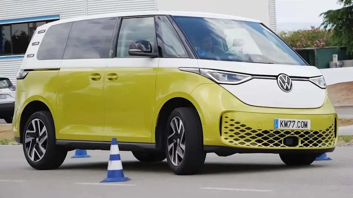 Volkswagen ID. Buzz Impresses in Moose Test and Slalom, Showcasing ...