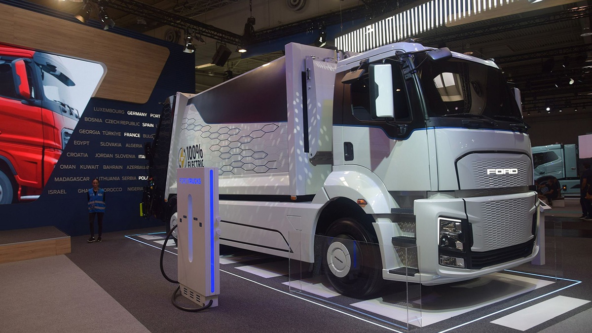 Ford unveiled all-electric truck with 18-26 tons payload – Autoua.net