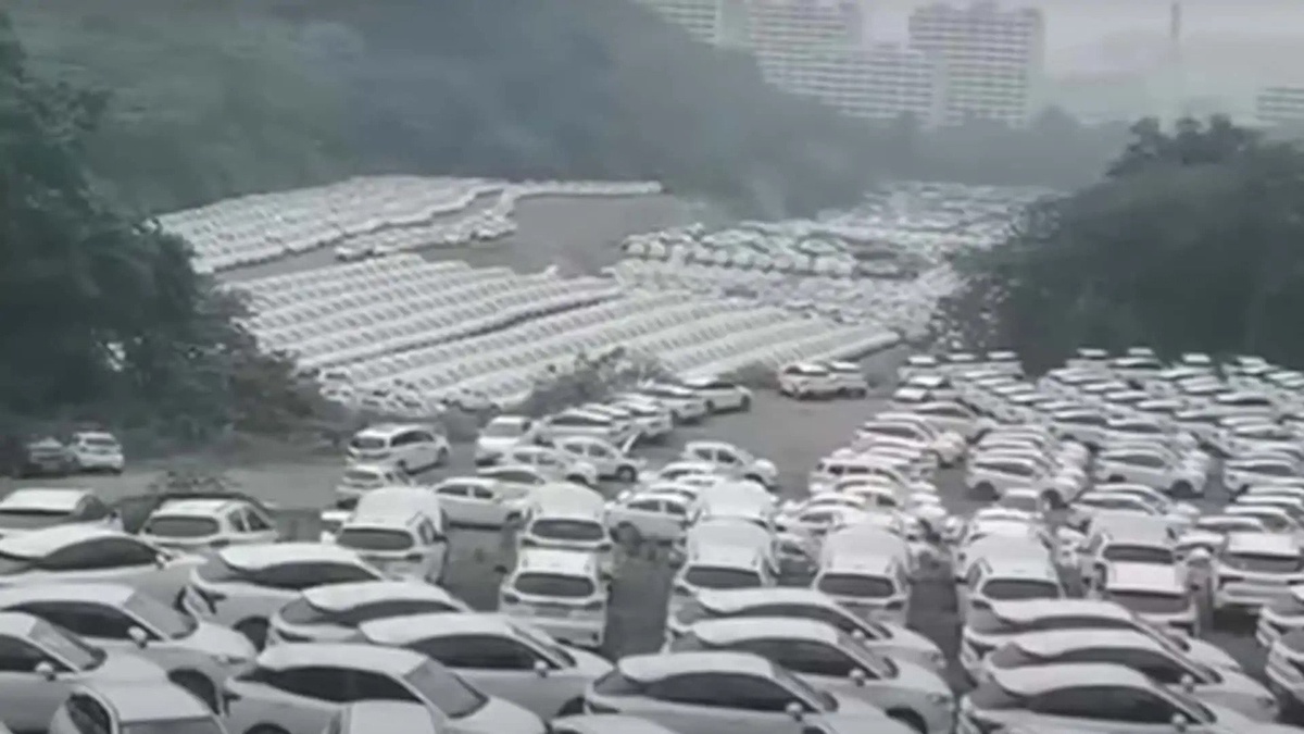 Shocking Drone Footage Exposes China's Abandoned EV Graveyard ...